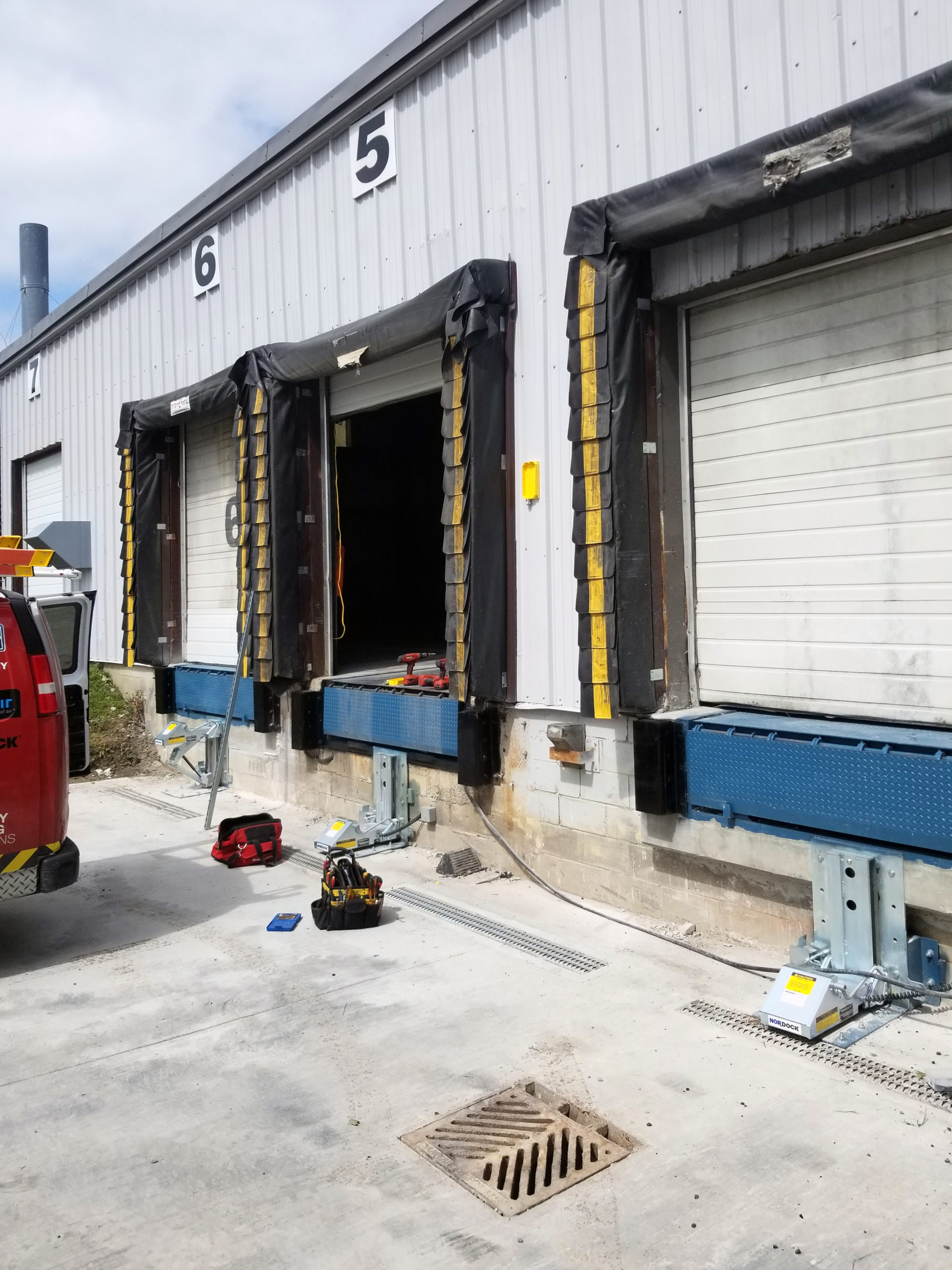 Dock Levelers & Vehicle Restraints | Manufacturing Plant | Port Hope, ON